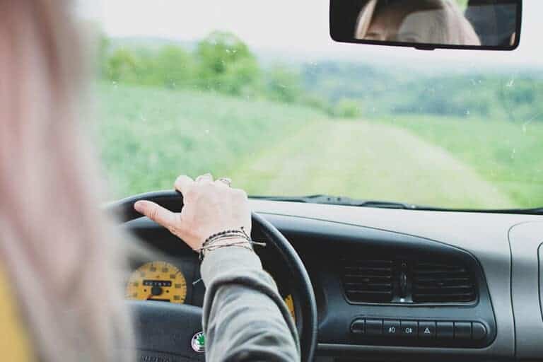 Guía para aprender a manejar un auto estándar - Equipos Autel
